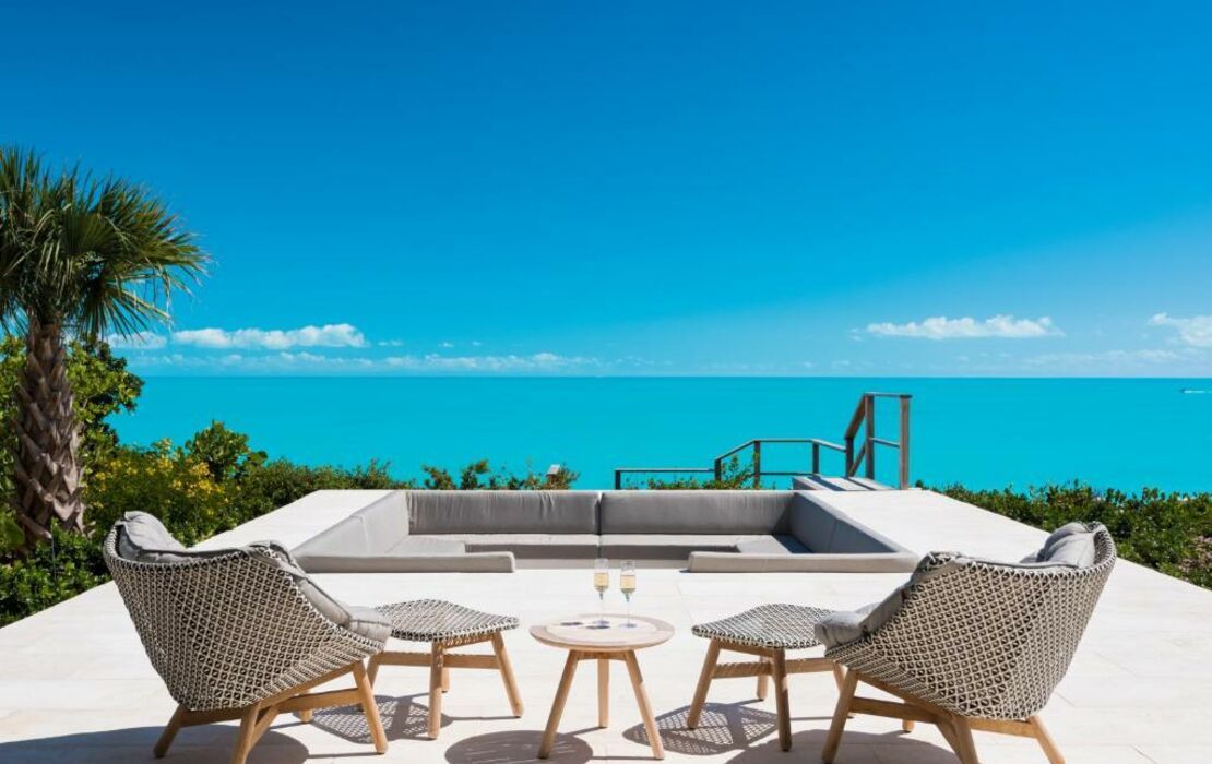 Wymara Resort & Villas, a Design Boutique Hotel Grace Bay, Turks ...