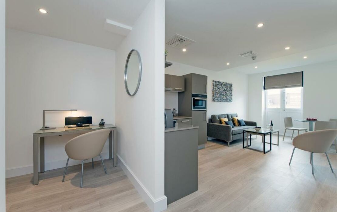 The Rosebery by Supercity Aparthotels, a Design Boutique Hotel London ...