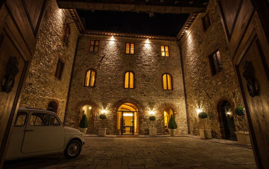 Castello La Leccia, a Design Boutique Hotel Castellina in Chianti, Italy