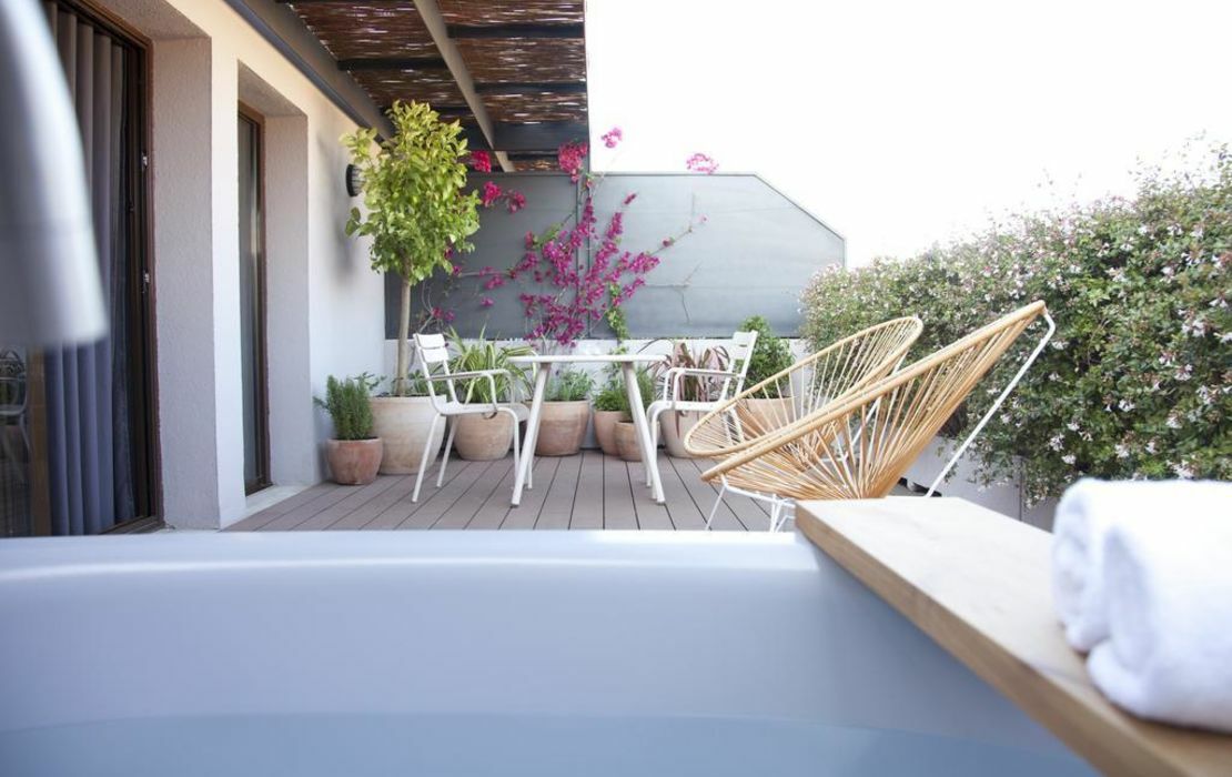 Alexandra Barcelona Hotel, Curio Collection by Hilton, a Design ...
