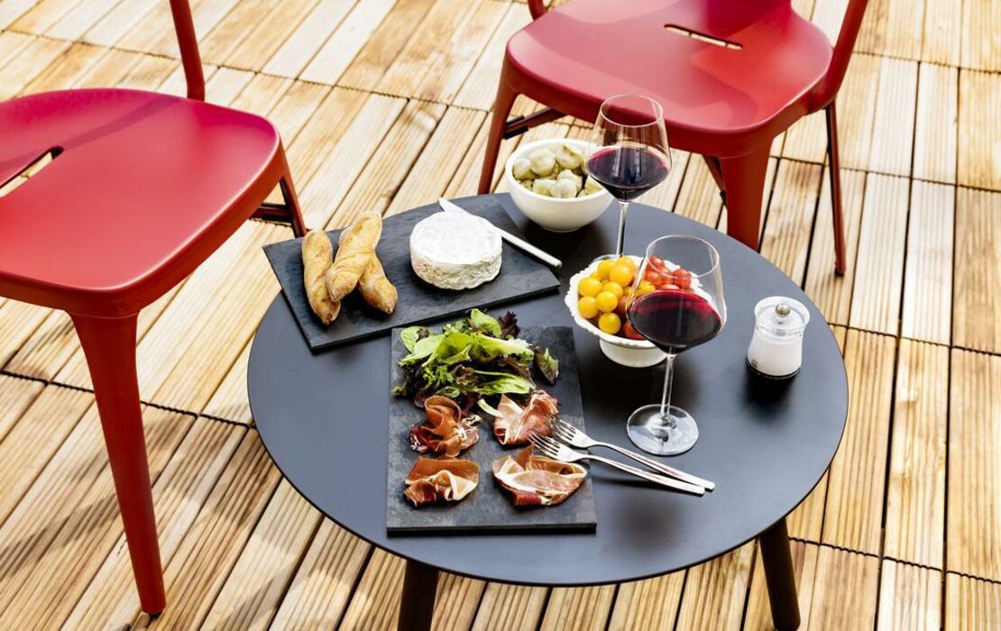 Okko Hotels Paris Rueil Malmaison, Rueil-Malmaison, France - My ...