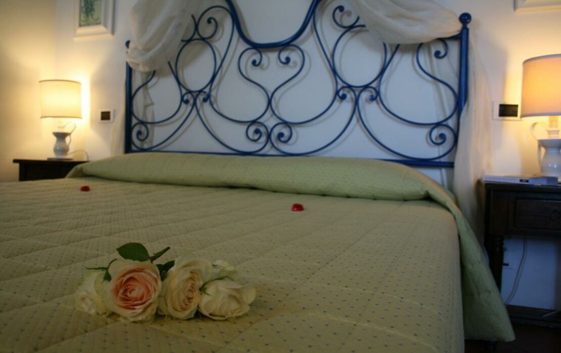 Romantik Hotel Monteriggioni A Design Boutique Hotel Monteriggioni Italy