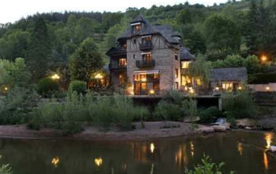 Moulin de Conques -Hotel de Charme, a Design Boutique Hotel Conques-en ...
