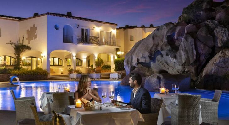 -> 5 star hotels Sardinia