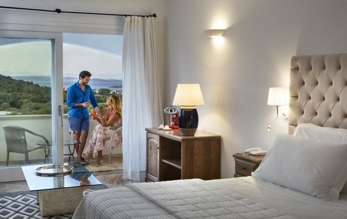 Hotel La Rocca Resort & Spa, Baja Sardinia, Italien