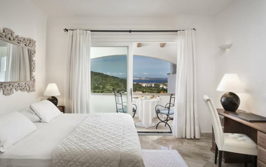 Hotel La Rocca Resort & Spa, Baja Sardinia, Italie - My Boutique hotel
