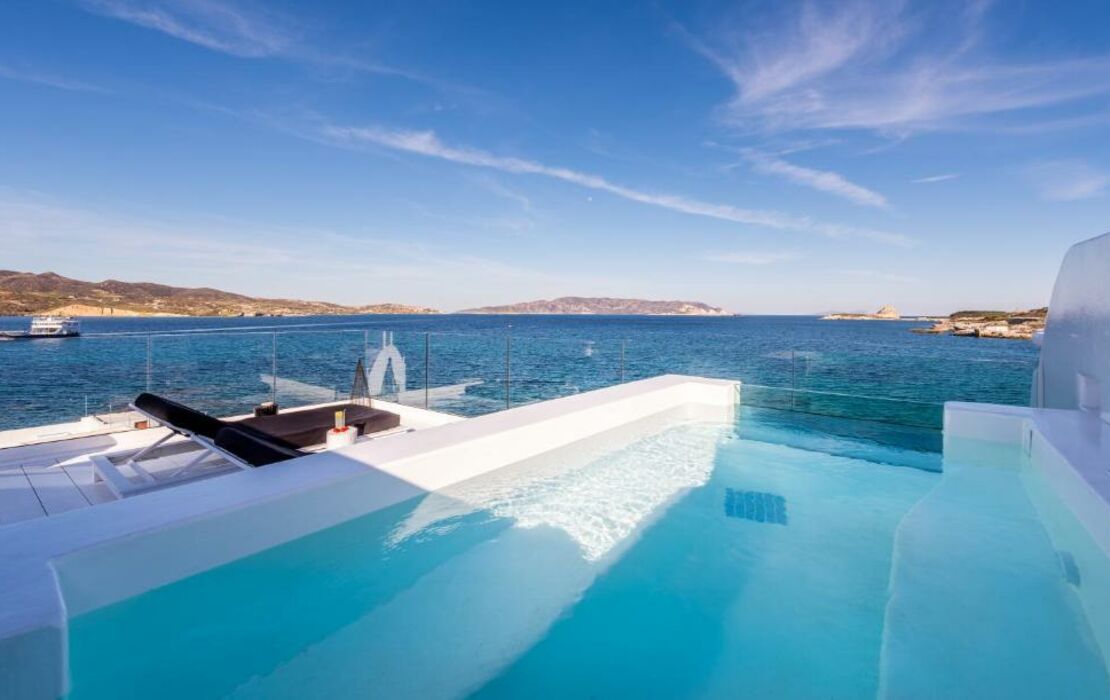 Captain Zeppos, a Design Boutique Hotel Pollonia, Greece