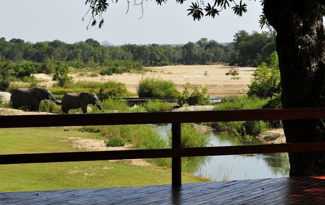 Inyati Game Lodge, a Design Boutique Hotel Sabi Sand Game Reserve ...