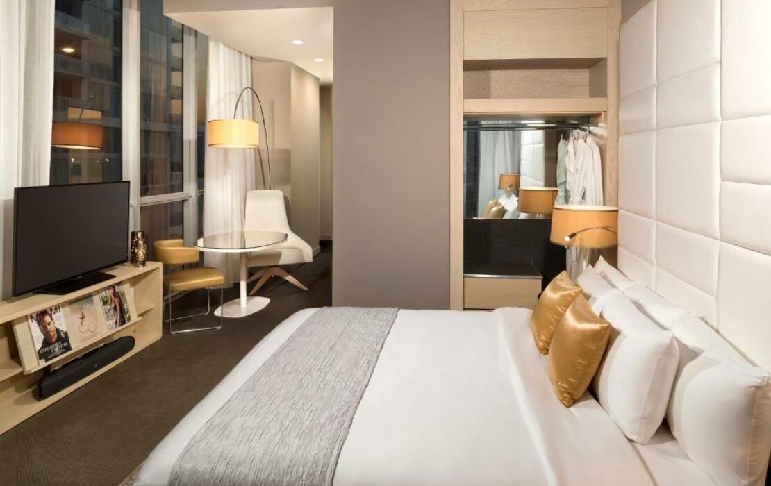 The Gabriel Miami Downtown, Curio Collection by Hilton, a Design ...