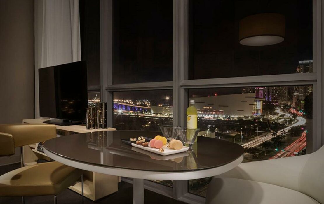 The Gabriel Miami Downtown, Curio Collection by Hilton, a Design ...