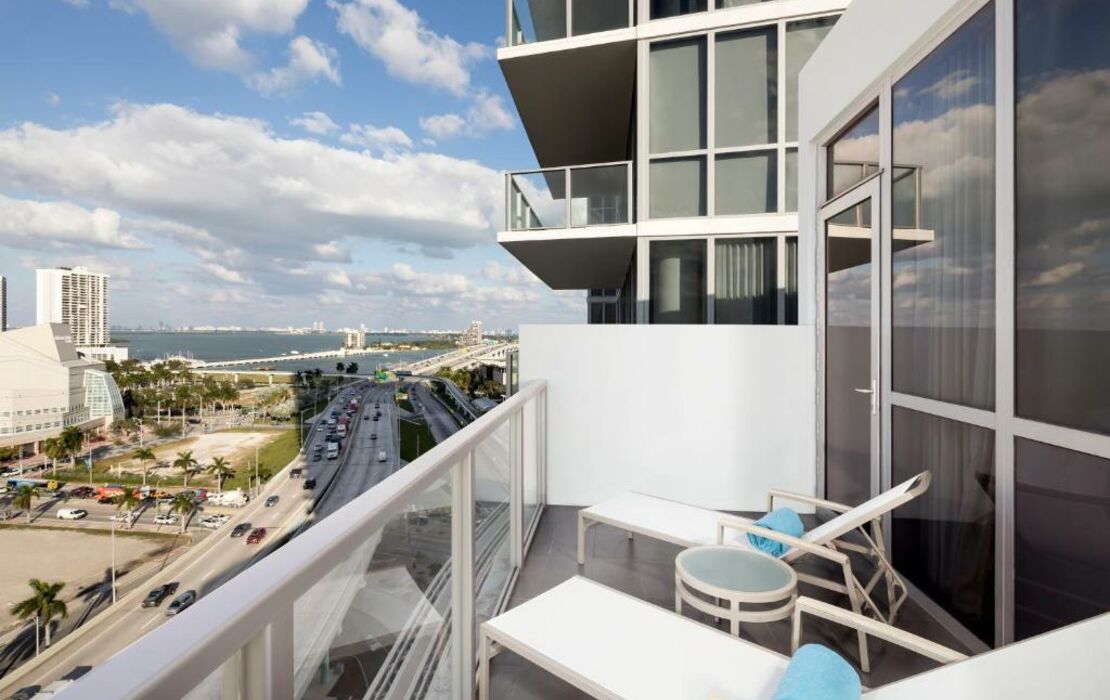 The Gabriel Miami Downtown, Curio Collection by Hilton, a Design ...