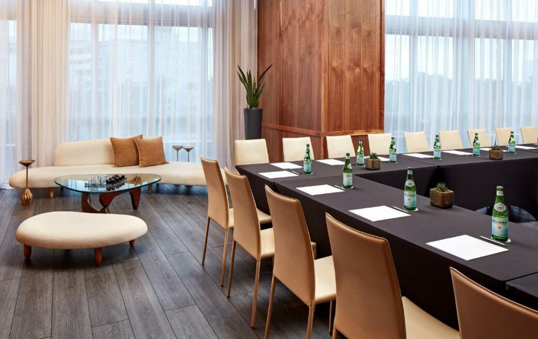 The Gabriel Miami Downtown, Curio Collection by Hilton, a Design ...