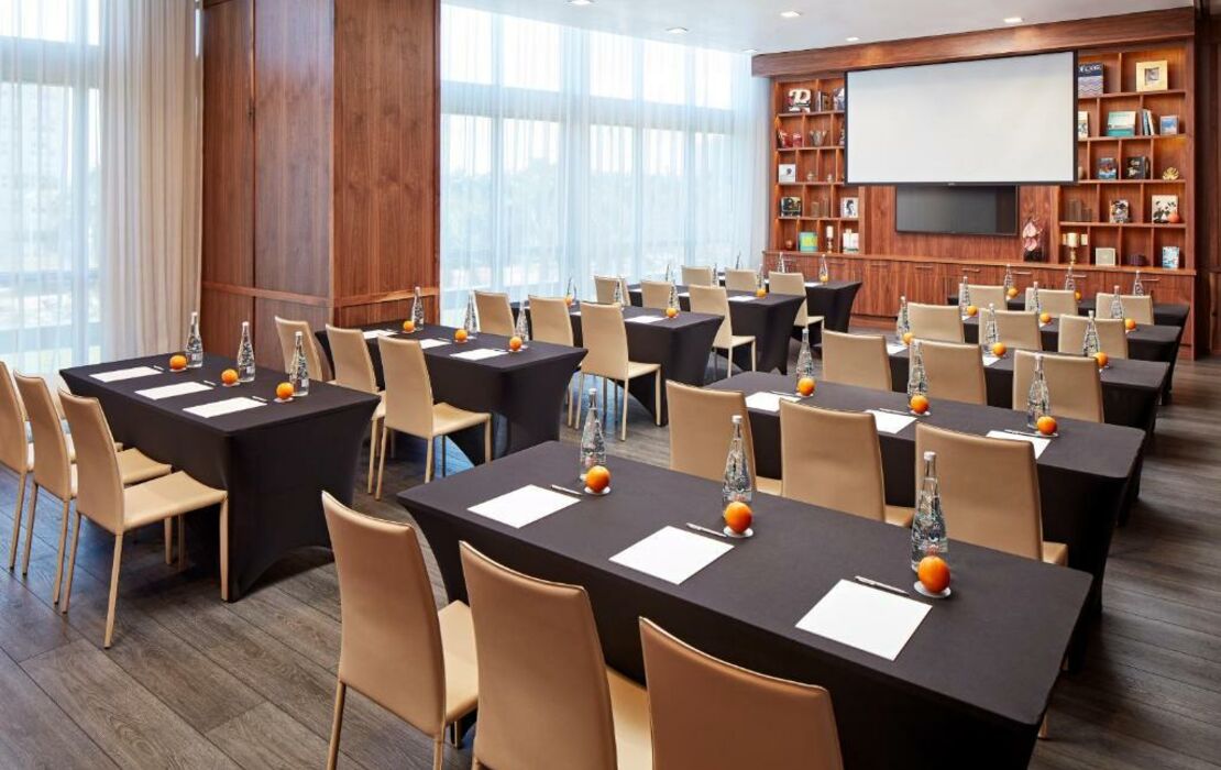 The Gabriel Miami Downtown, Curio Collection by Hilton, a Design ...