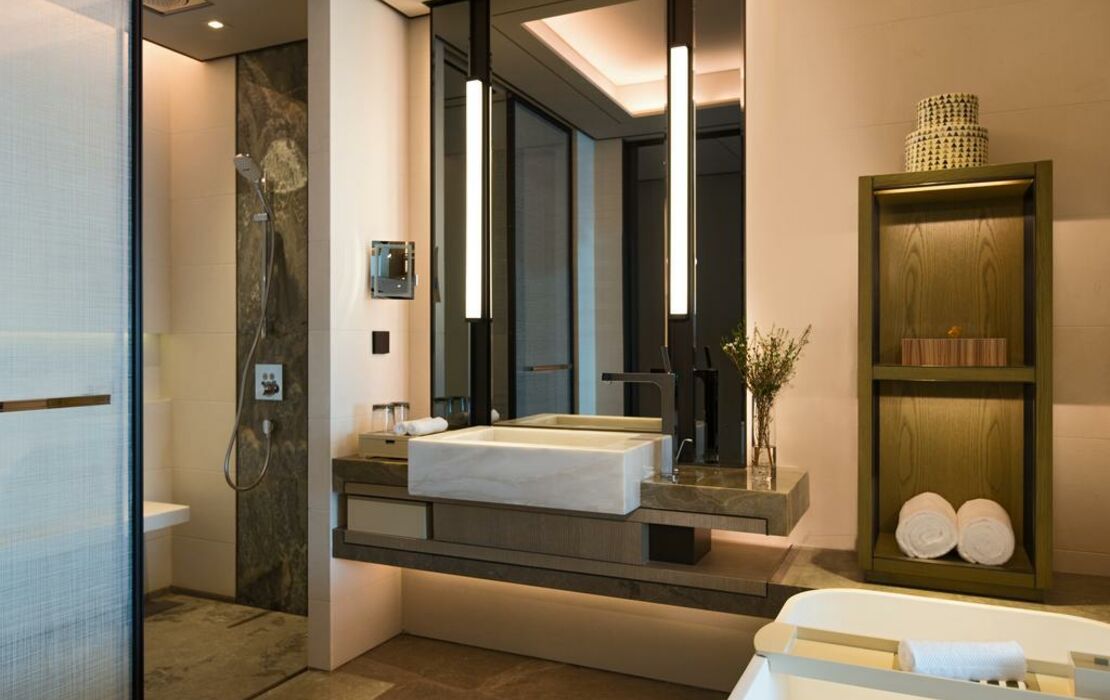 Shenzhen Marriott Hotel Nanshan, a Design Boutique Hotel Shenzhen, China