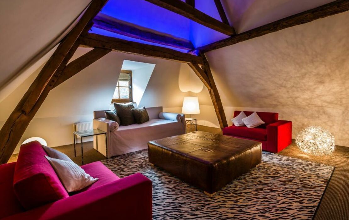 Indrani lodge, a Design Boutique Hotel Genappe, Belgium