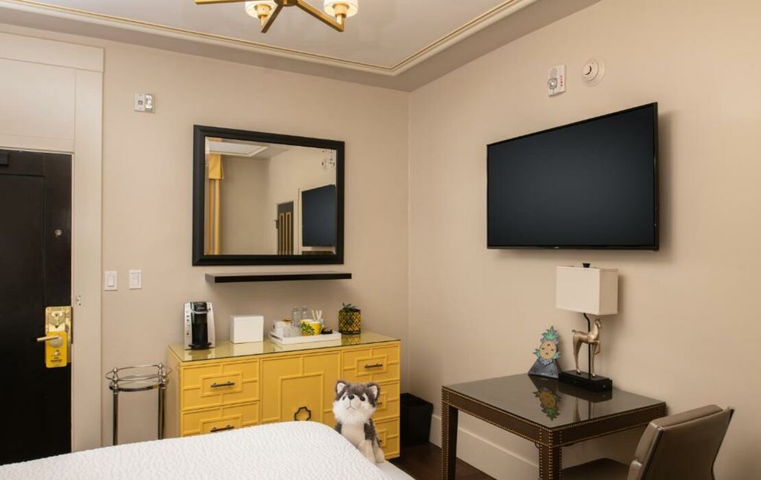 Staypineapple, An Elegant Hotel, Union Square, a Design Boutique Hotel ...