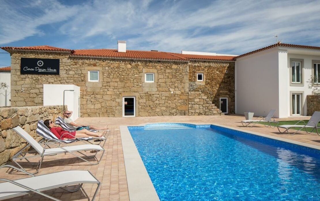 Cerca Design House, a Design Boutique Hotel Donas, Portugal
