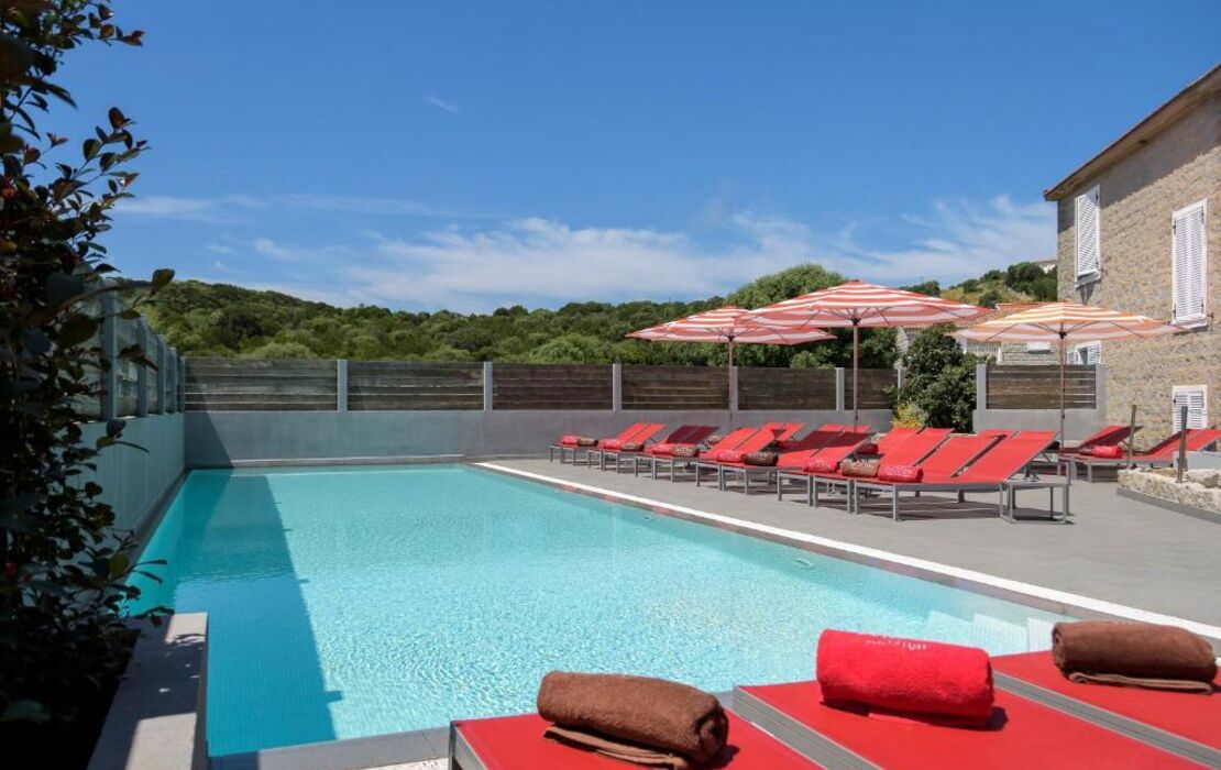 Le Golfe, a Design Boutique Hotel Serra-di-Ferro, France