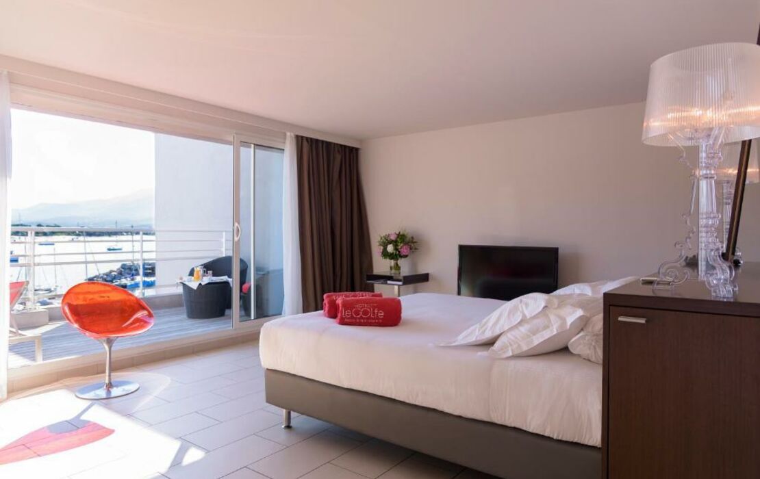 Le Golfe, a Design Boutique Hotel Serra-di-Ferro, France