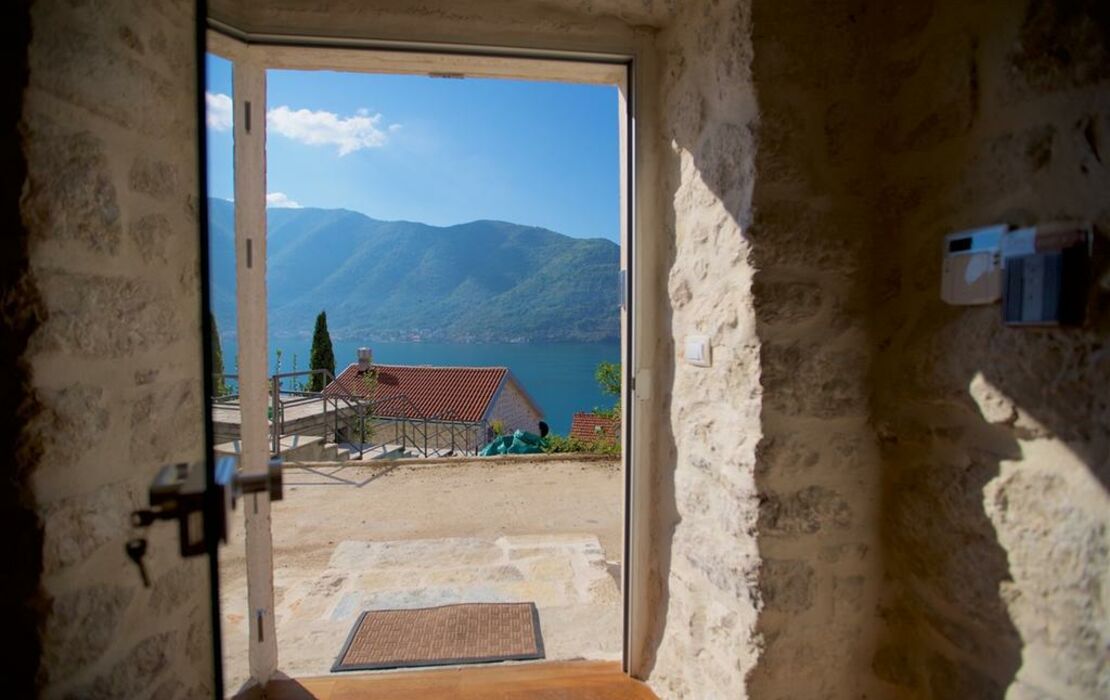 Monte Bay Retreat, a Design Boutique Hotel Perast, Montenegro