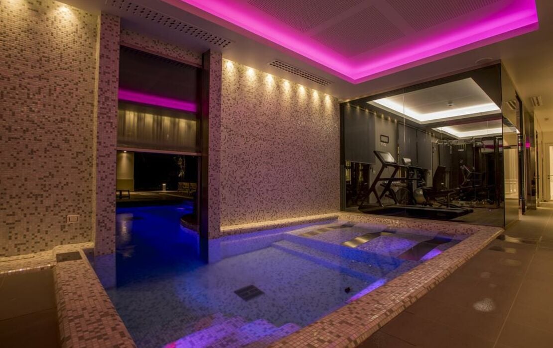 Palazzo Castri 1874, a Design Boutique Hotel Florence, Italy