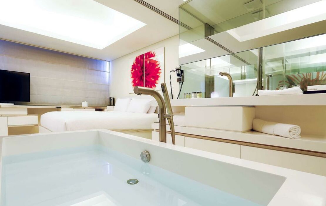 Grand Mercure Ambassador Changwon, a Design Boutique Hotel Changwon-si ...