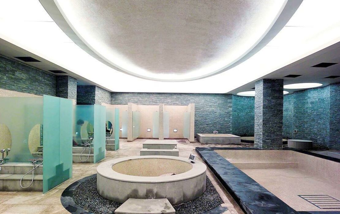 Grand Mercure Ambassador Changwon, a Design Boutique Hotel Changwon-si ...