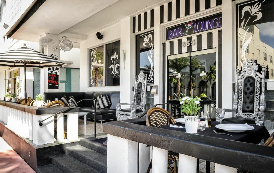 Chesterfield Hotel & Suites, a Design Boutique Hotel Miami Beach, U.S.A.