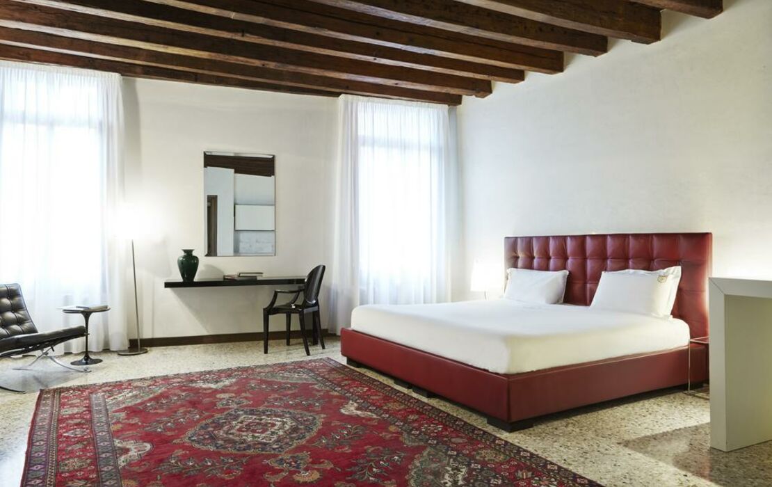 Palazzo Paruta, a Design Boutique Hotel Venice, Italy