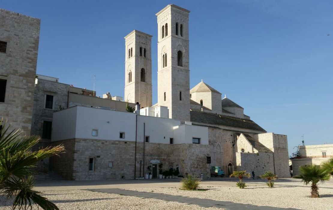 MoMa B&B Molfetta Mare, a Design Boutique Hotel Molfetta, Italy