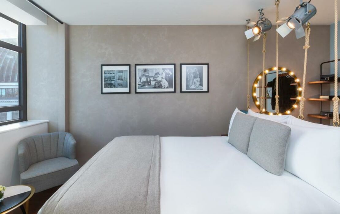 Hotel Indigo - London - 1 Leicester Square, an IHG Hotel, Londres ...