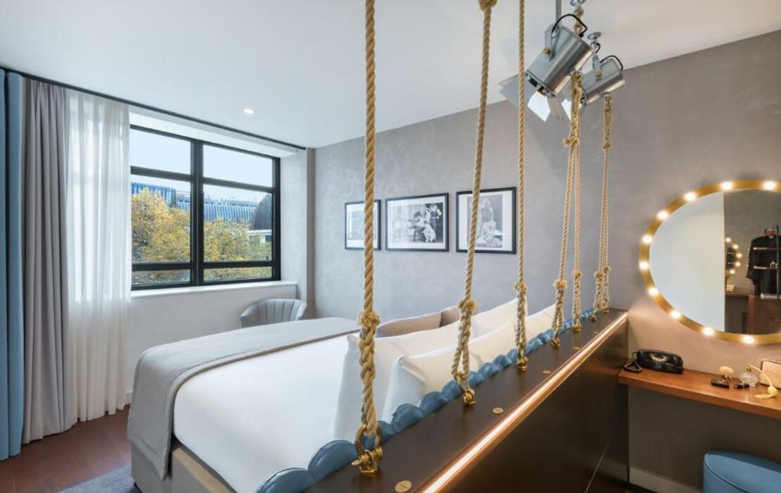 Hotel Indigo - London - 1 Leicester Square, an IHG Hotel, Londres ...