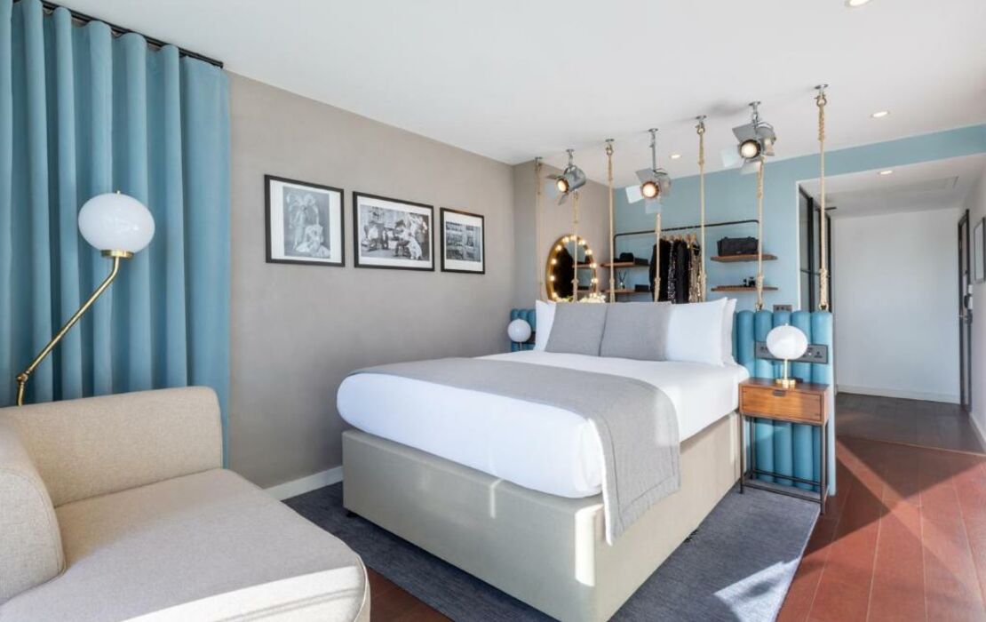 Hotel Indigo - London - 1 Leicester Square, an IHG Hotel, a Design ...