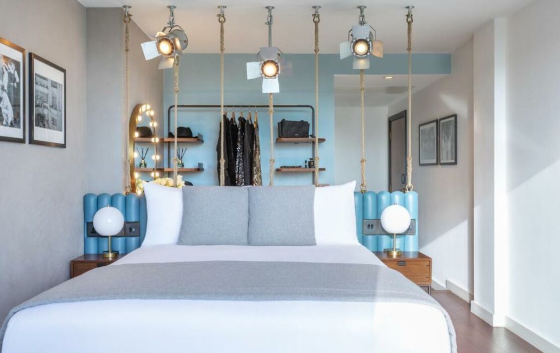 Hotel Indigo - London - 1 Leicester Square, an IHG Hotel, Londres ...