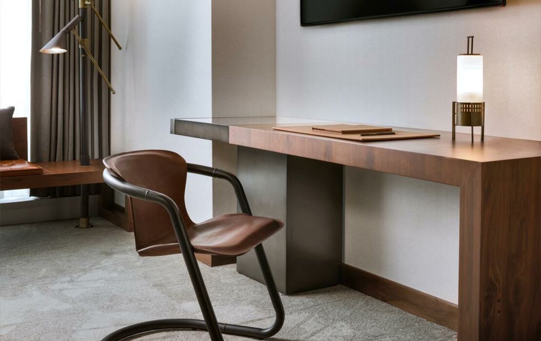 the DOUGLAS, Autograph Collection, a Design Boutique Hotel Vancouver ...