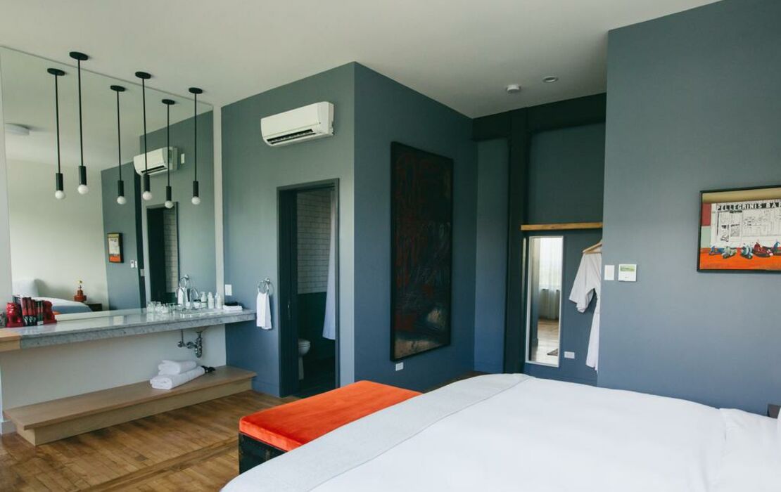 The Publishing House Bed and Breakfast, a Design Boutique Hotel Chicago ...