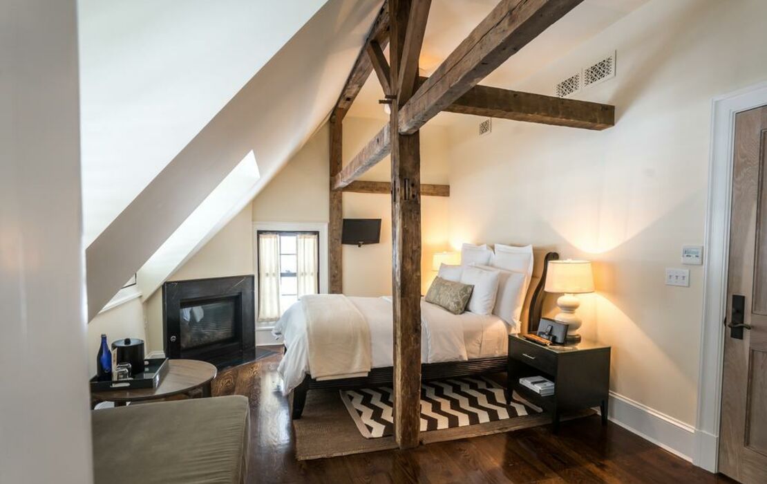 Bedford Post Inn, a Design Boutique Hotel Mount Kisco, U.S.A.