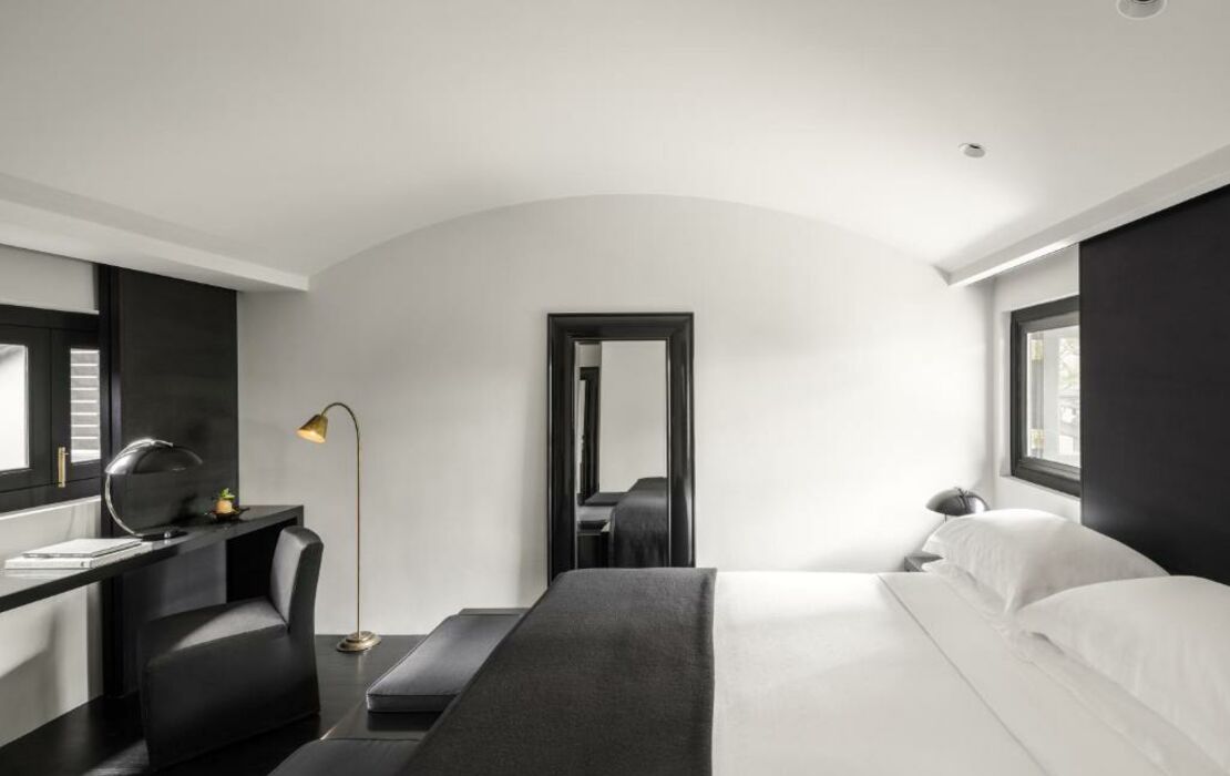 Duxton Reserve Singapore, Autograph Collection, a Design Boutique Hotel ...