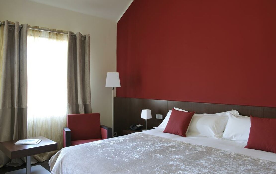 Les Pleiades Hôtel-Spa-Restaurant, Barbizon, France - My Boutique hotel