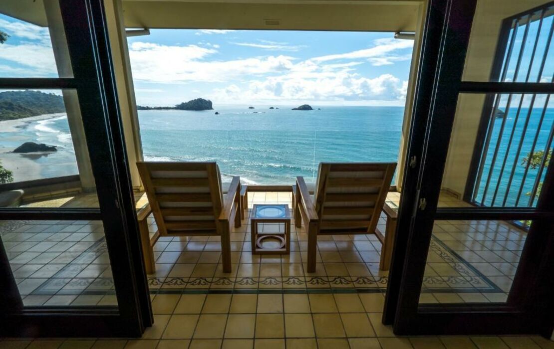 Arenas del Mar Beachfront & Rainforest Resort, a Design Boutique Hotel ...