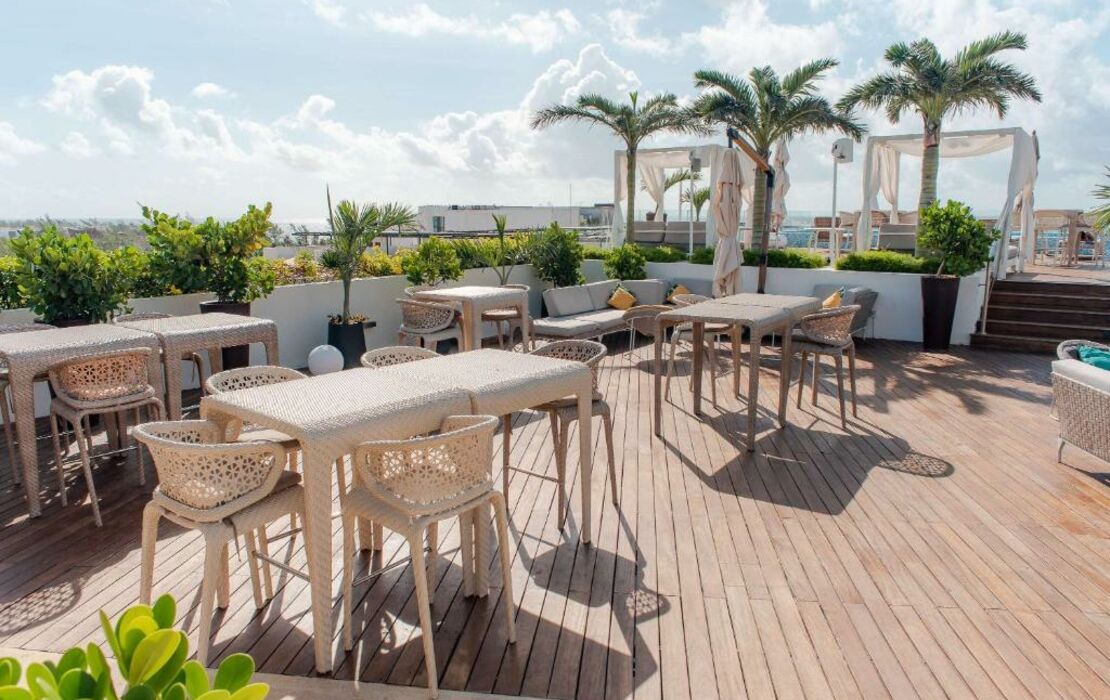 The Reef 28 - Adults Only - All Suites - Optional Gourmet All Inclusive ...