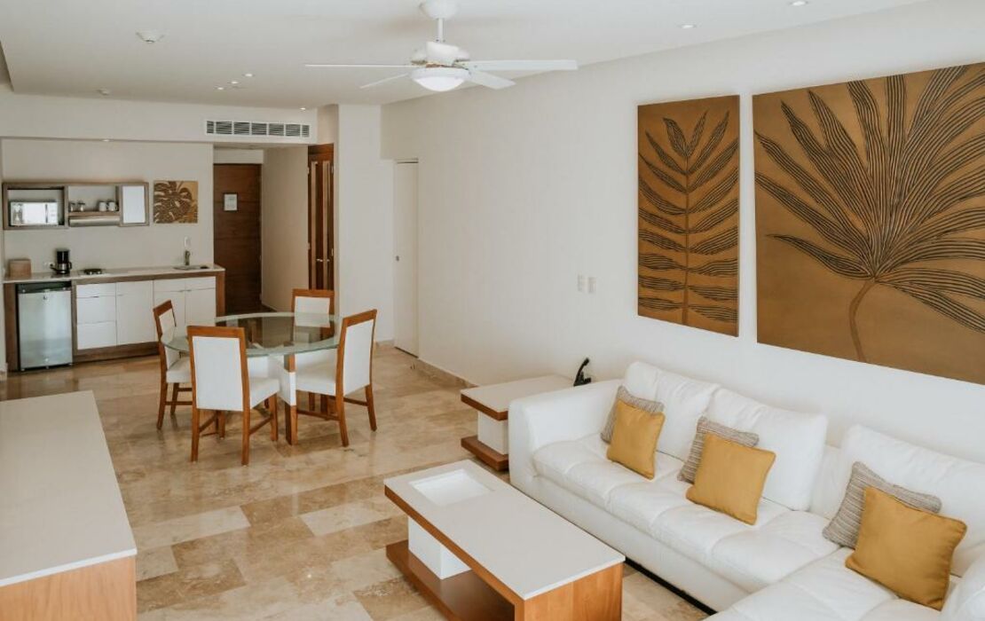 The Reef 28 - Adults Only - All Suites - Optional Gourmet All Inclusive ...