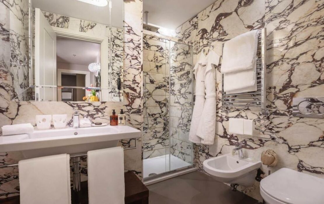 Singer Palace Hotel, a Design Boutique Hotel Rome, Italy