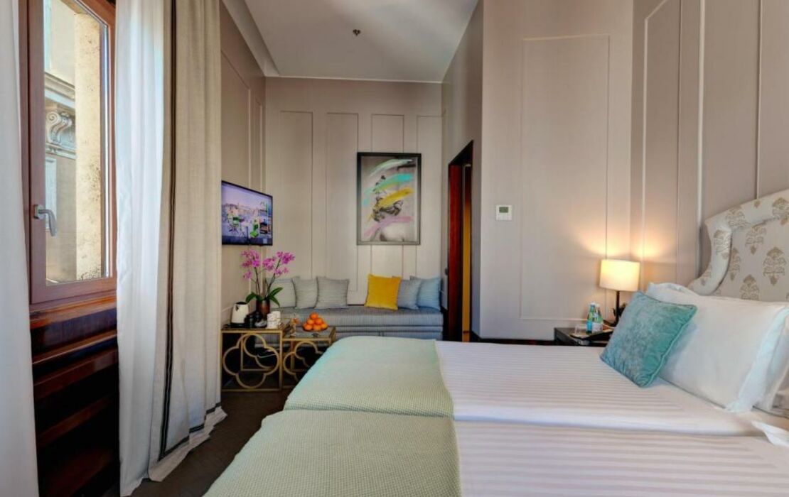 Singer Palace Hotel, a Design Boutique Hotel Rome, Italy