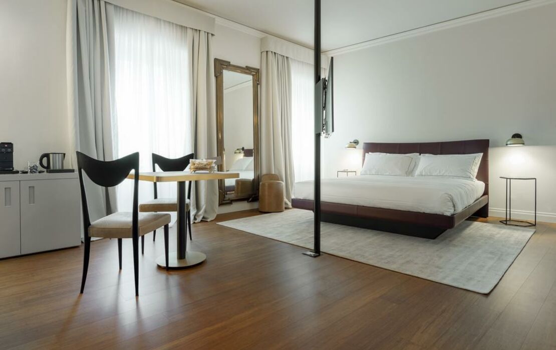 Butterfly Boutique Rooms, a Design Boutique Hotel Verona, Italy
