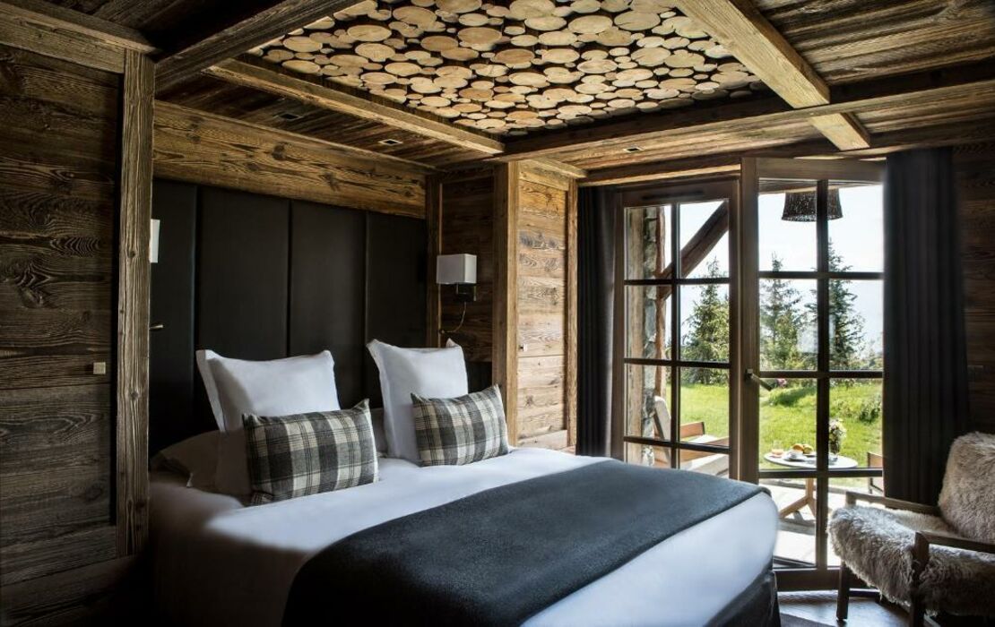 Le Refuge de la Traye, a Design Boutique Hotel Miribel, France