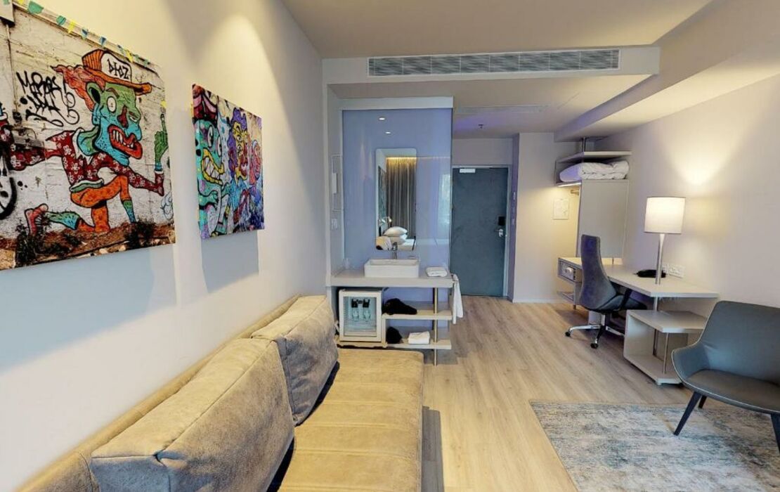 Link Hotel & Hub By Dan Hotels, a Design Boutique Hotel Tel Aviv-Yafo ...