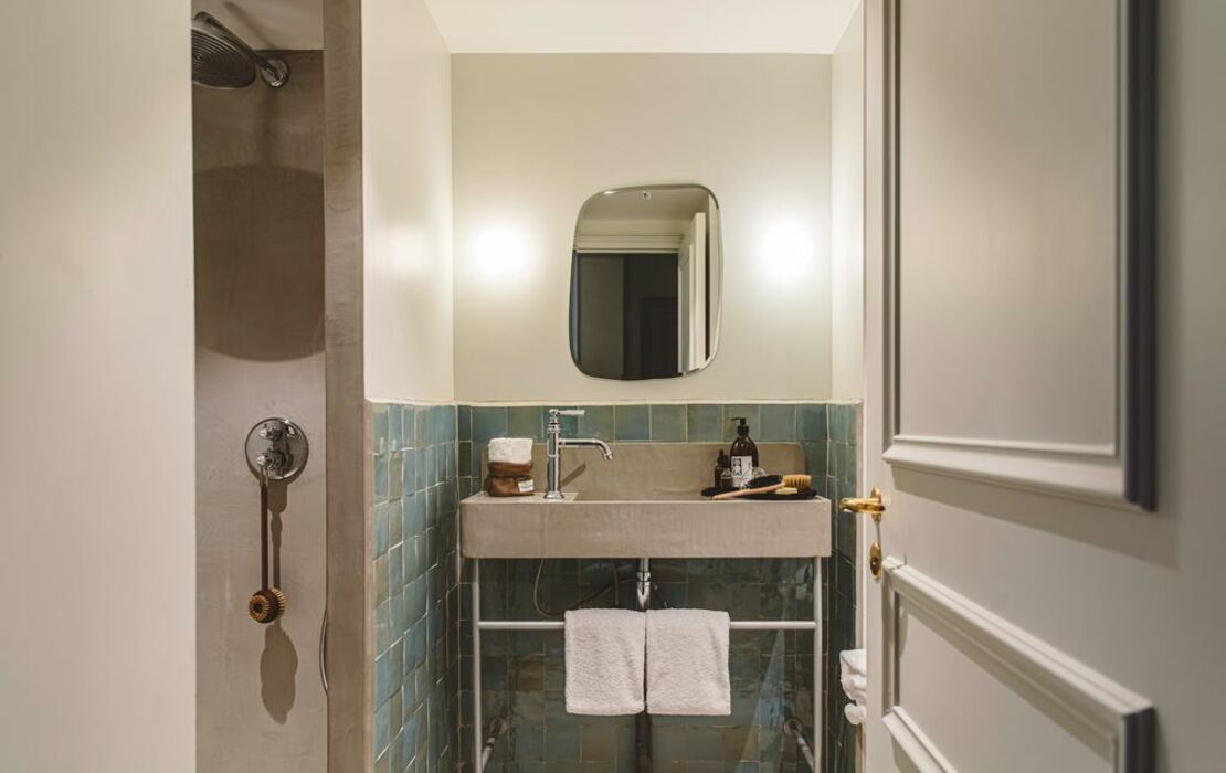 HOY Paris - Yoga Hotel, a Design Boutique Hotel Paris, France