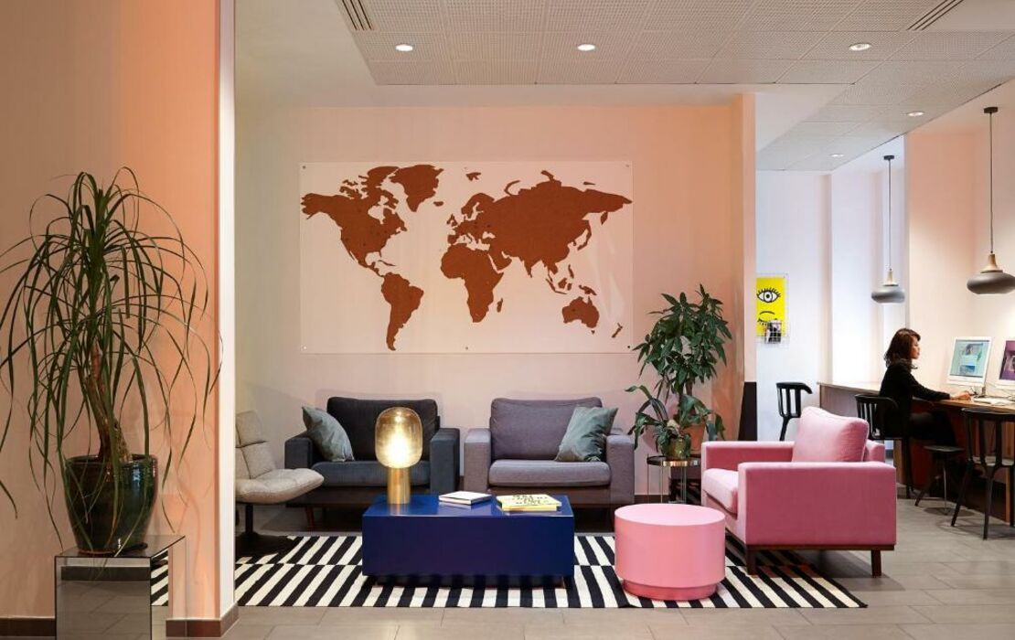 The Social Hub Paris La Défense, a Design Boutique Hotel Puteaux, France