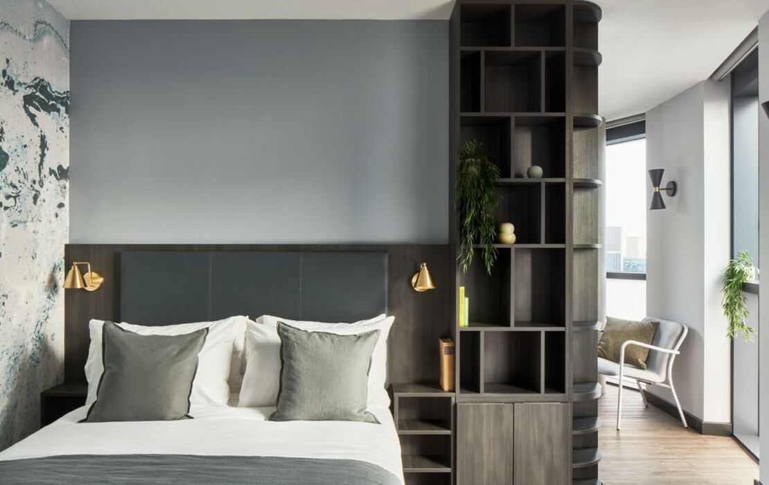 The Collective Canary Wharf - TOP Location and Best Price